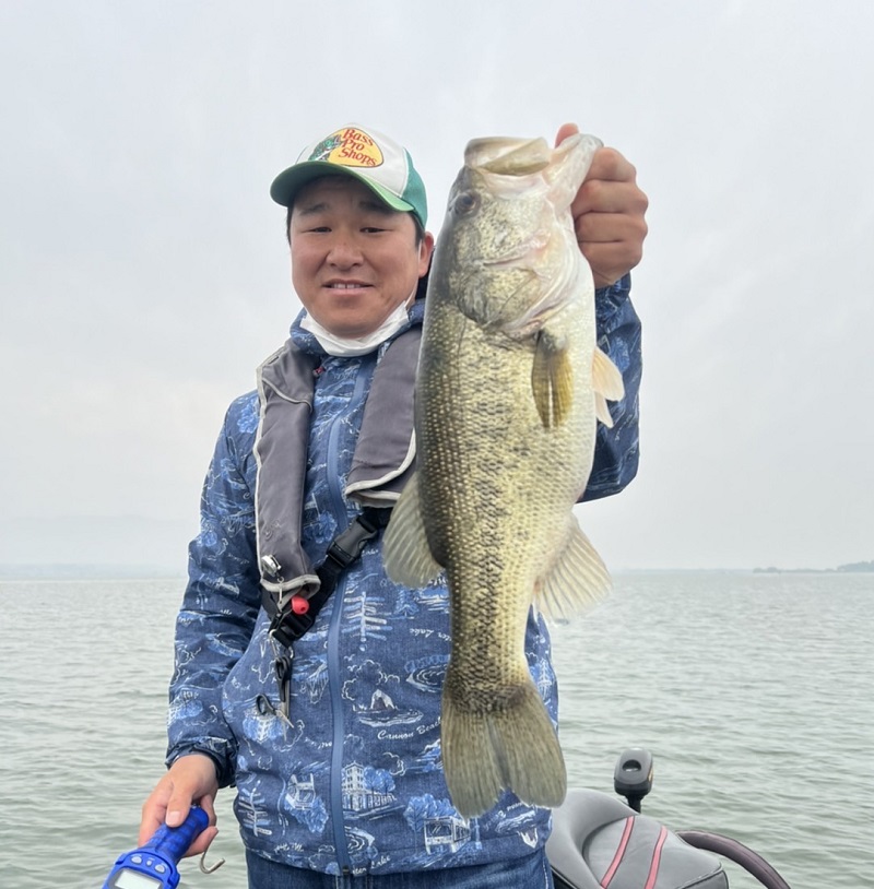 雨の中、50Up釣れて早上がり。 | BRUSH（ブラッシュ） 琵琶湖 バスフィッシング情報、釣果 動画 ムービー満載