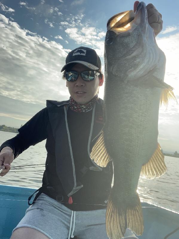 2馬力レンタルボートで50up 3本 | BRUSH（ブラッシュ） 琵琶湖 バスフィッシング情報、釣果 動画 ムービー満載